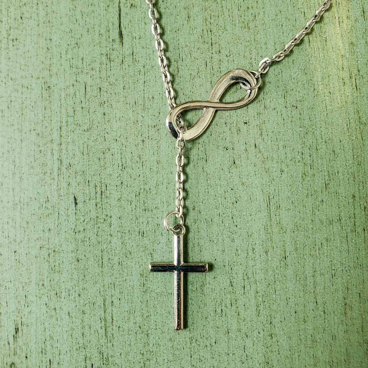 Cross Infinity Necklace – Acorn Sunrise